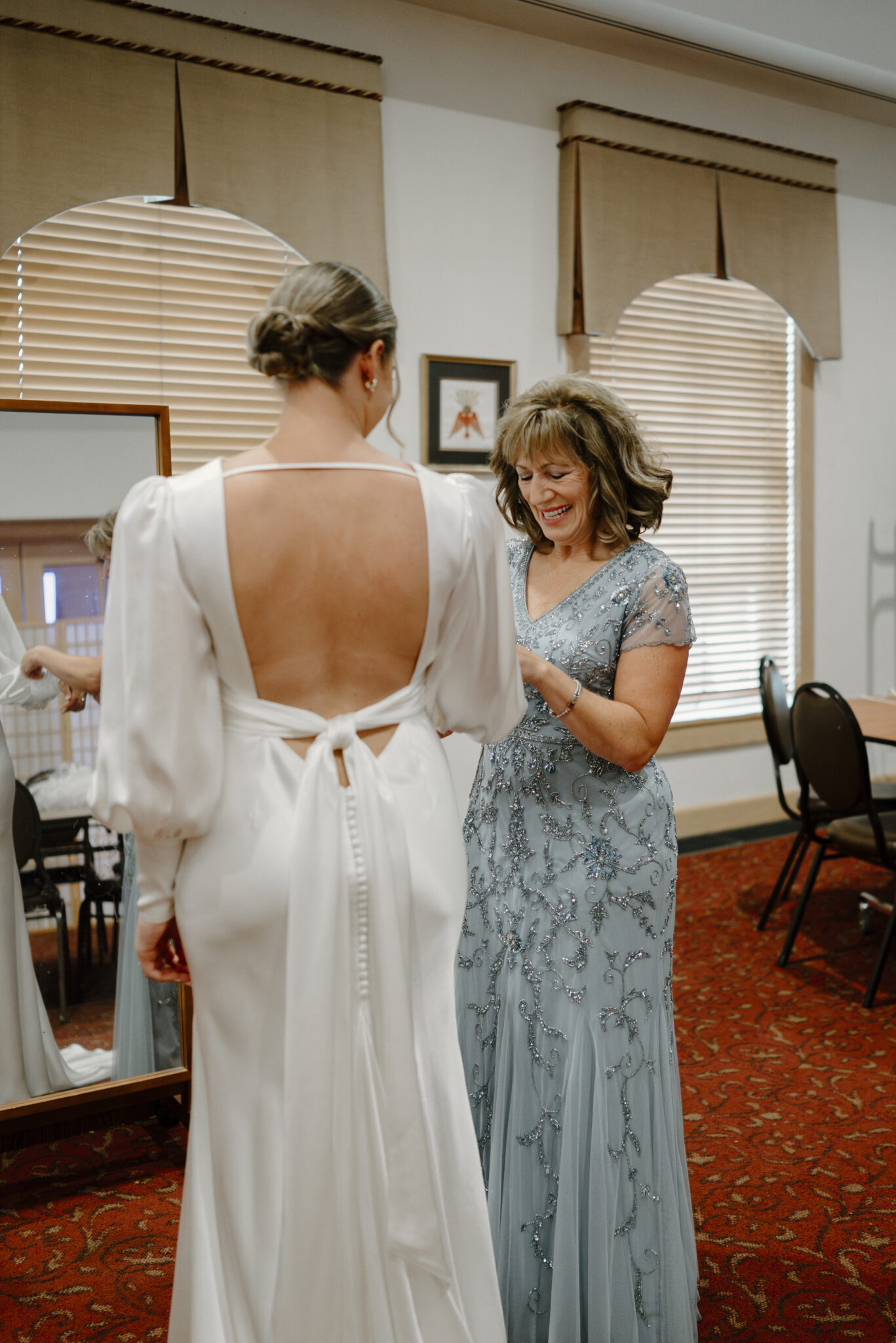 MINNESOTA CATHOLIC WEDDING WITH A PALPABLE SENSE OF JOY | LEXI & MAX ...