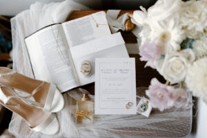 THE PERFECT DETAILS FOR YOUR WEDDING FLAT-LAY - Nikayla & Co