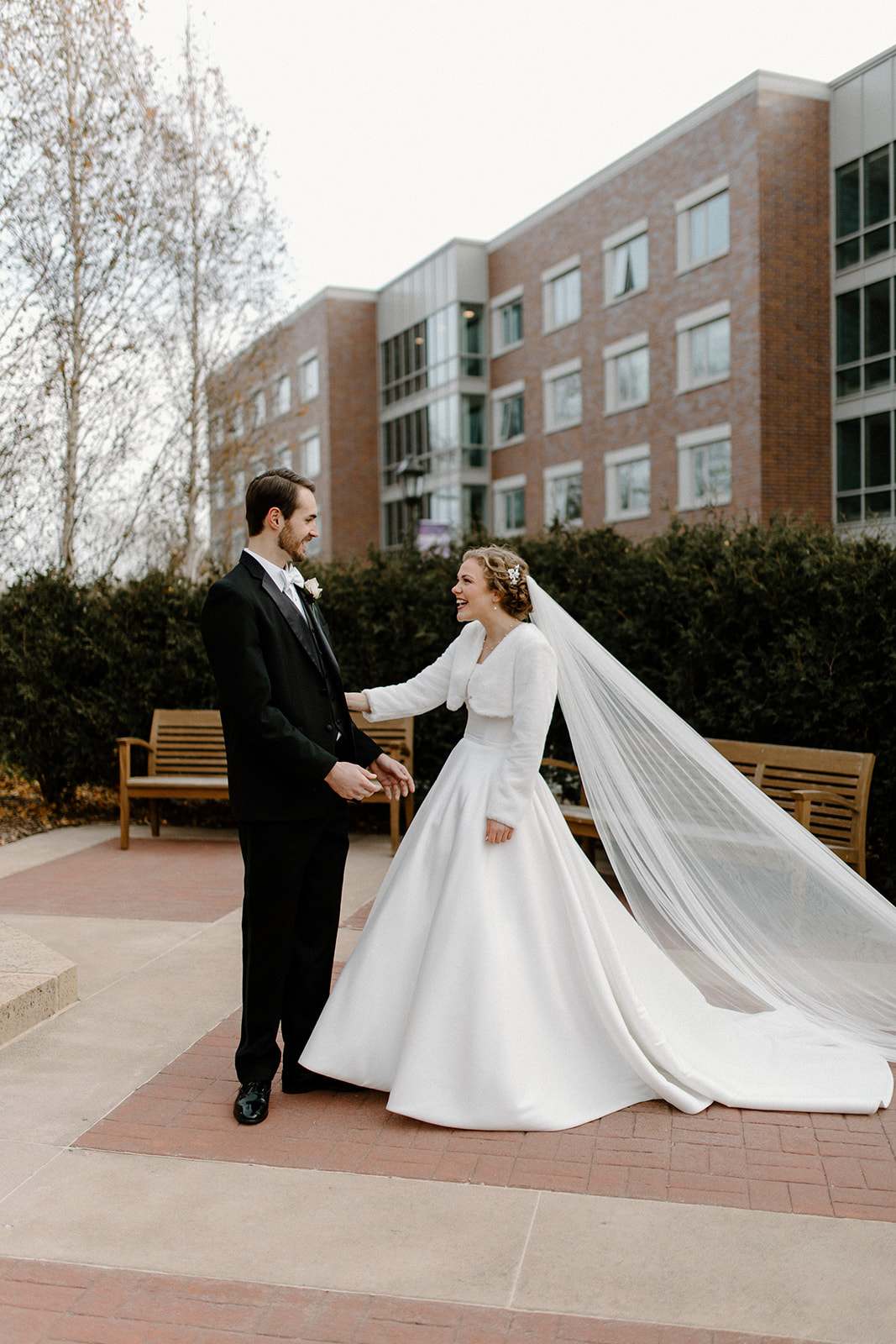 UNIVERSITY OF ST. THOMAS CATHOLIC WEDDING WITH A FIRST LOOK NEXT TO OUR ...