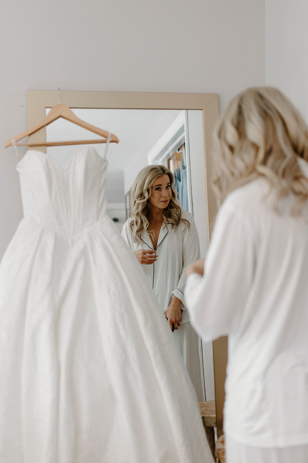 ROMANTIC WINTER WEDDING AT CHURCH OF ST ANNE AND THE JEROME | SARAH ...