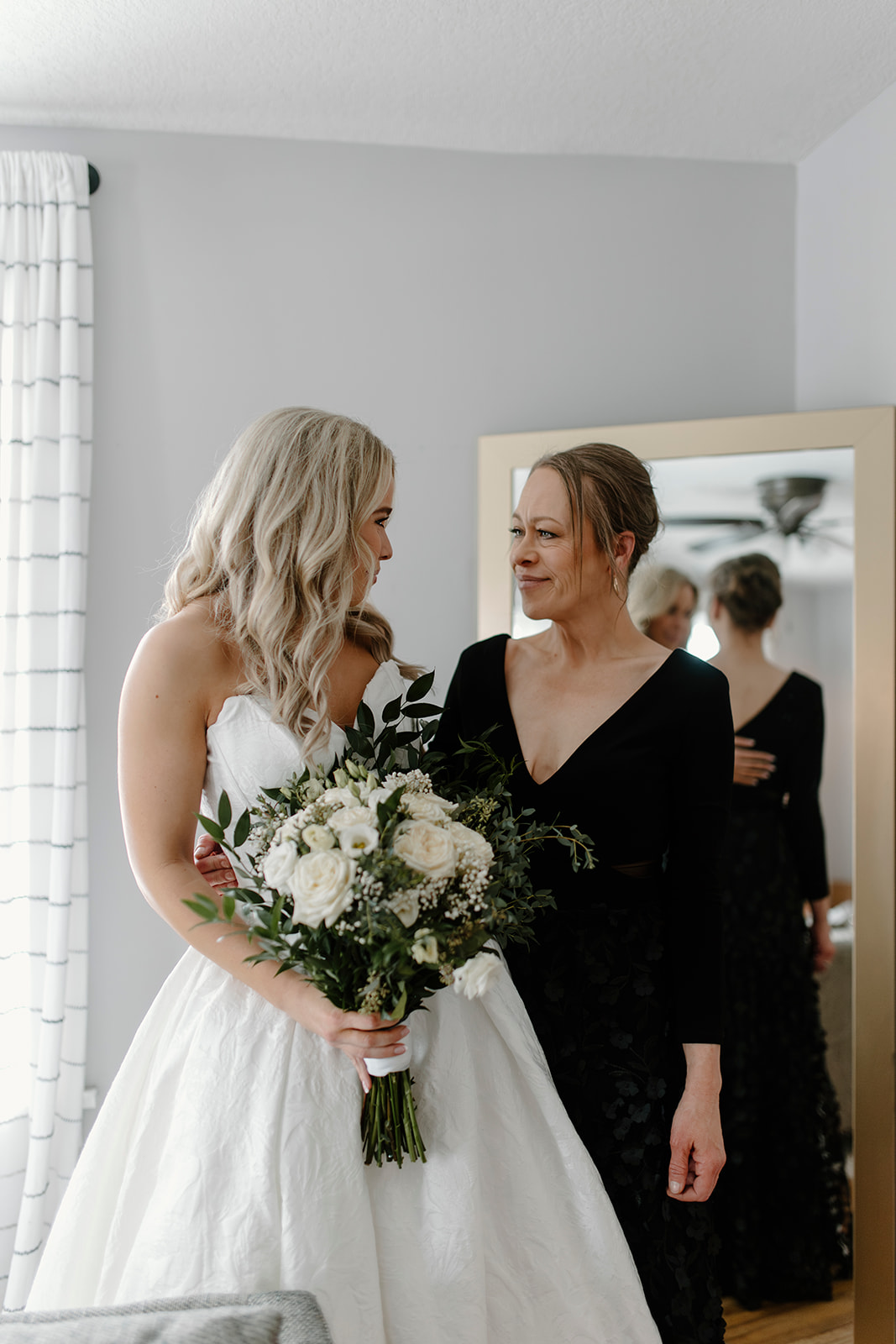 ROMANTIC WINTER WEDDING AT CHURCH OF ST ANNE AND THE JEROME | SARAH ...