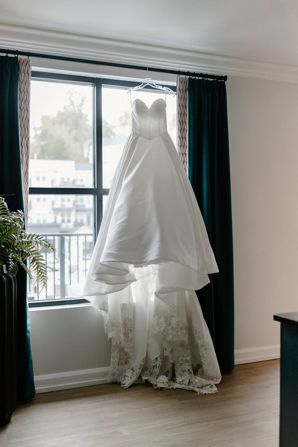 CINCINNATI CATHOLIC WEDDING AT HOLY CROSS IMMACULATA & BELL EVENT ...