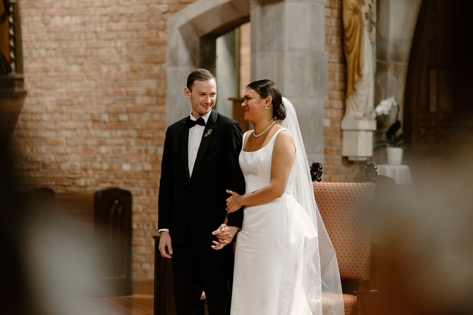 ROMANTIC MINNESOTA WEDDING AT HOLY FAMILY CATHOLIC CHURCH FEATURING A ...